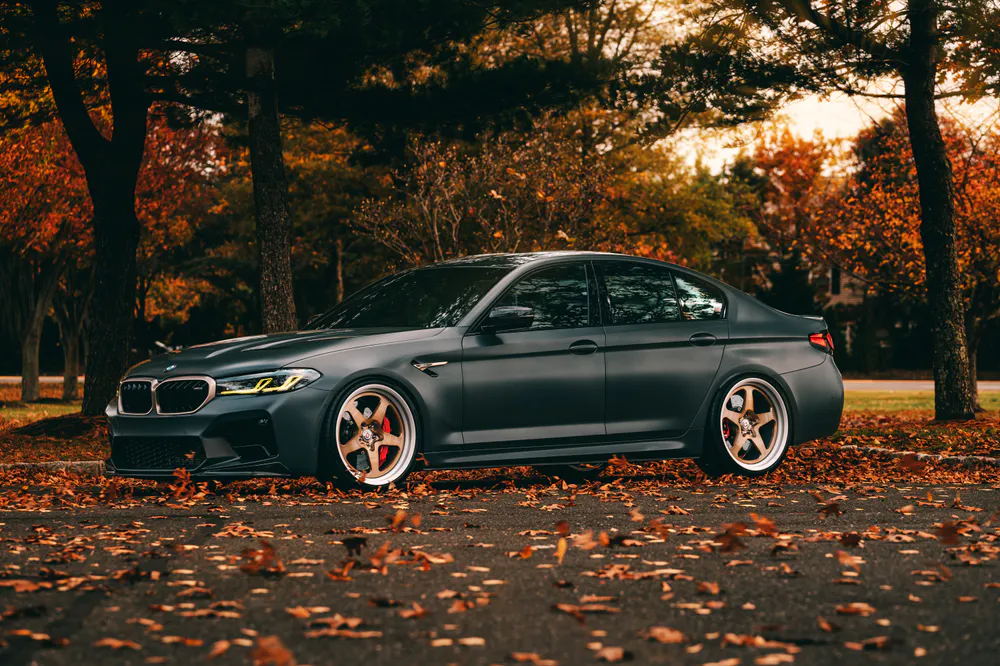 Обрезать вручную обои BMW M5 CS Autumn, BMW, BMW M5, M5 CS, Осень в разрешении 3440x1440 на ...