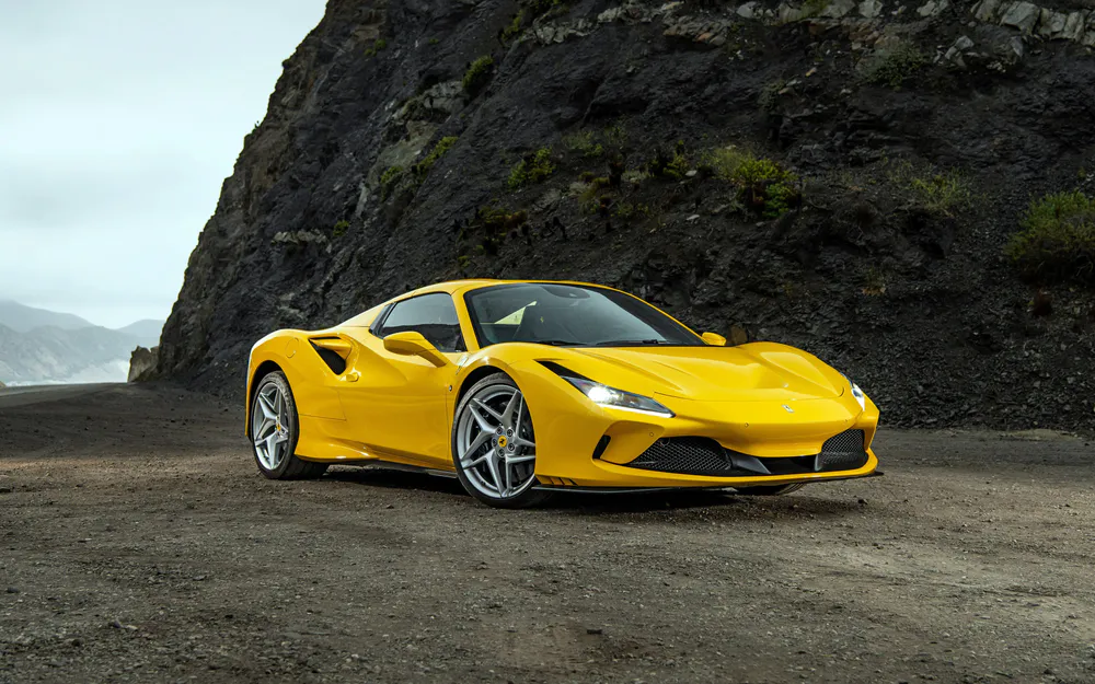 Обрізати вручну шпалери Ferrari F8 Spider Ferrari F8 Sportcar Super